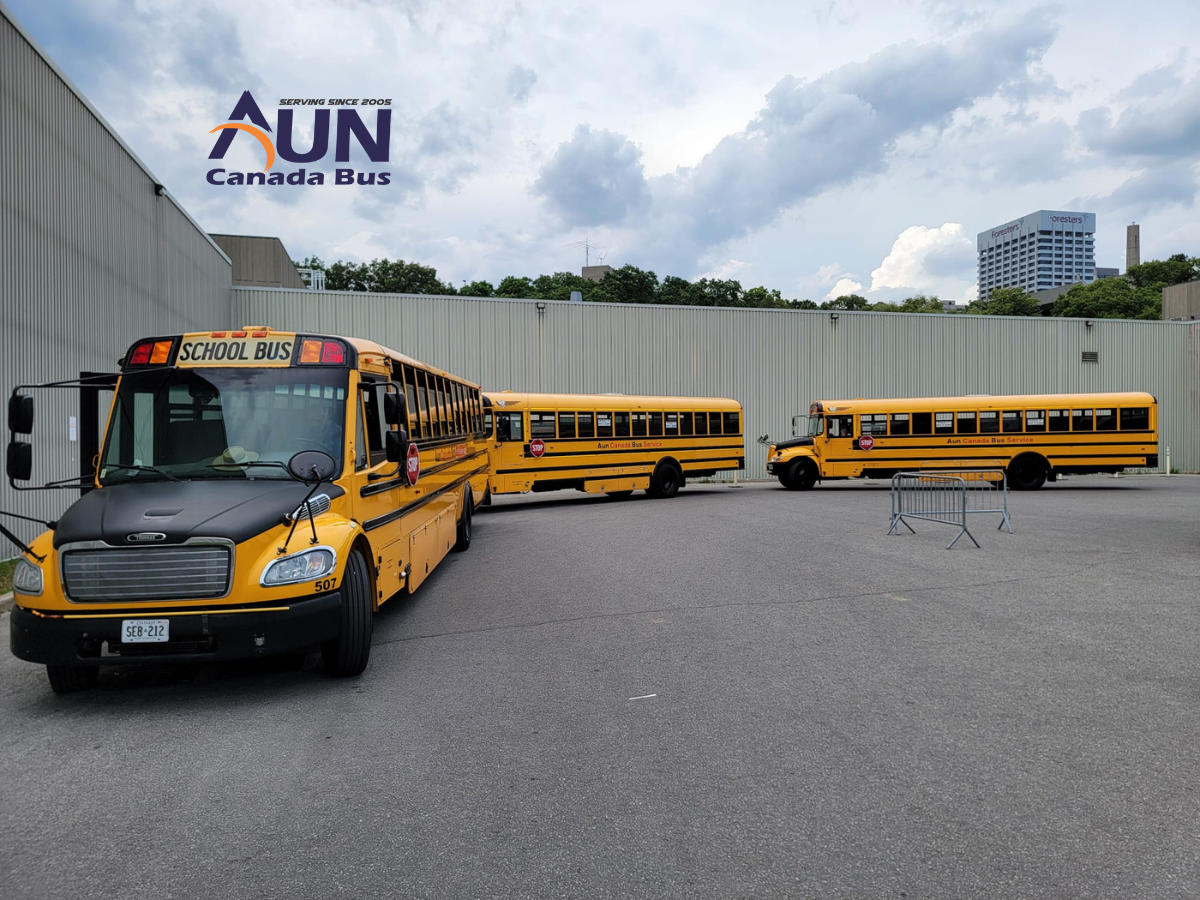 Top 5 Benefits of a School Bus Rental for Your Next Group Trip in Toronto